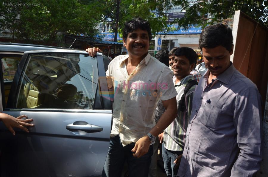 Akkineni Nagarjuna Family at sai baba Temple on 22nd May 2014 / Akkineni Nagarjuna - Bollywood ...